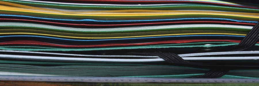 Make your desktop clutter-free with these tips - RJ2 Technologies